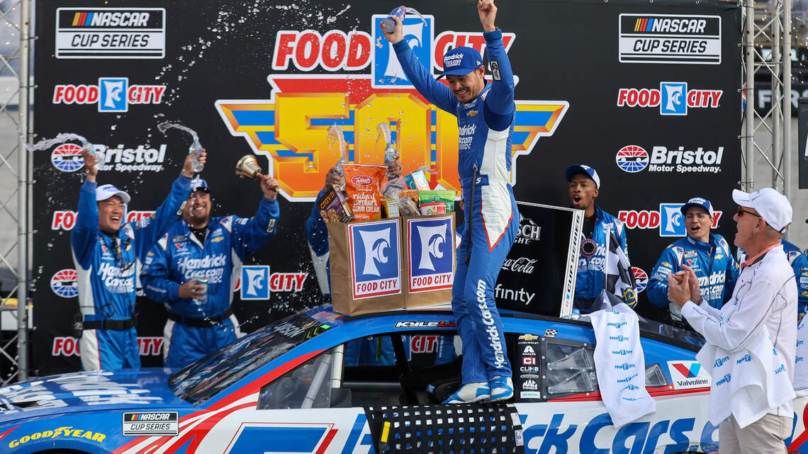Kyle Larson special NASCAR win after loss of Jon Edwards | Charlotte ...