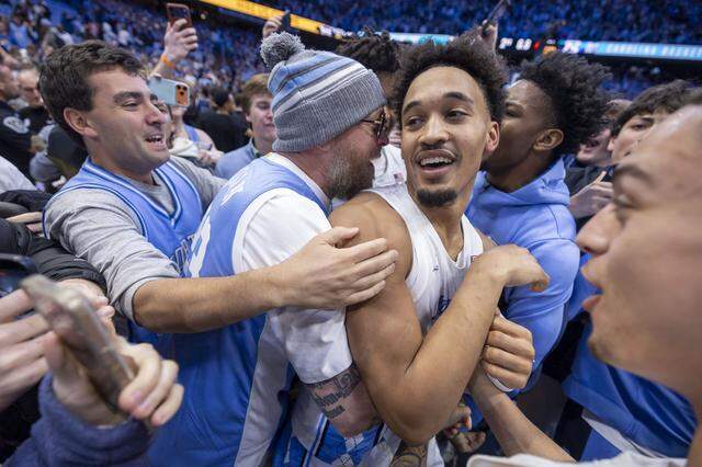 UNC-Duke: An amazing shot spawns 2 court-stormings, controversy ...