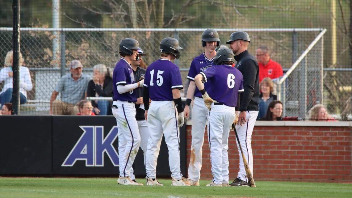 Hs Baseball Ardrey Kell S Late Push News Around Charlotte Area