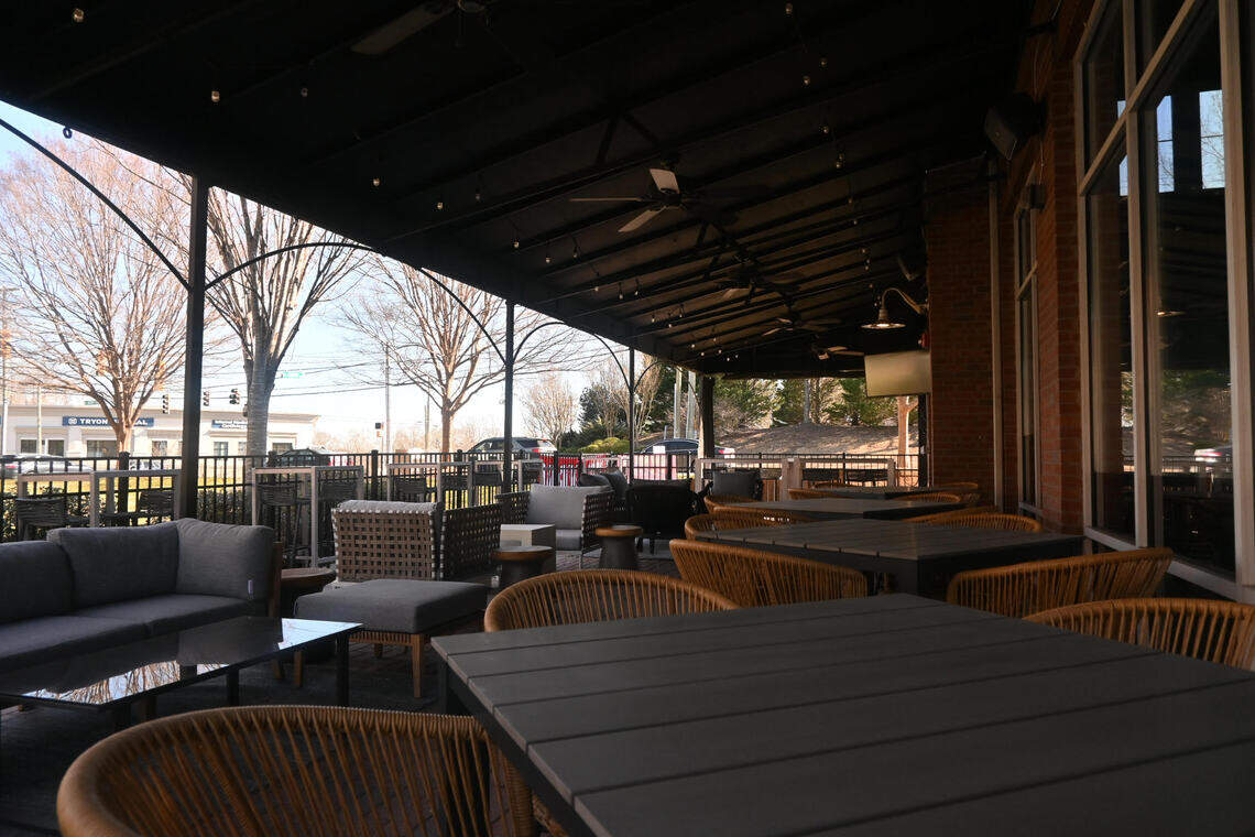 Club House Booze & Bites opens in Ballantyne in Charlotte | Charlotte ...