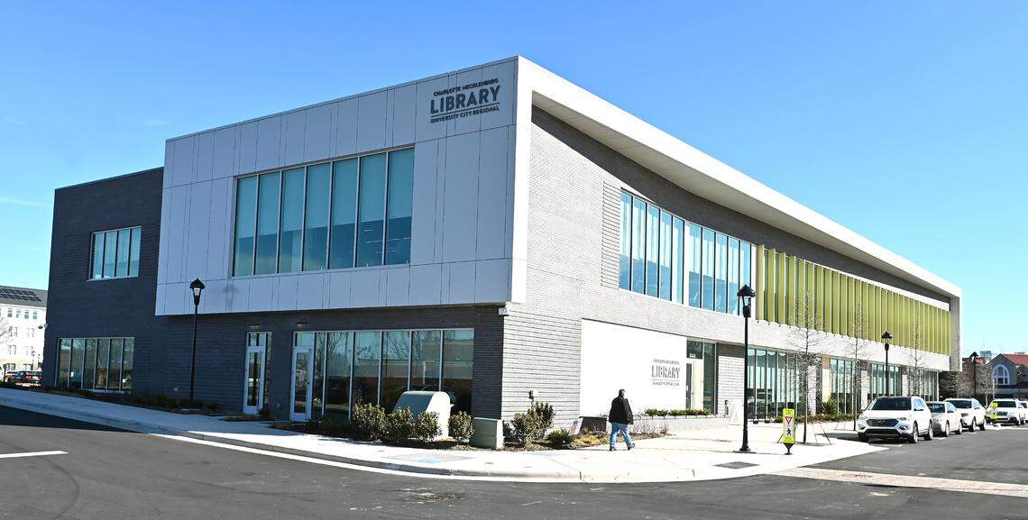 Charlotte-Mecklenburg Library opens University City branch | Charlotte ...