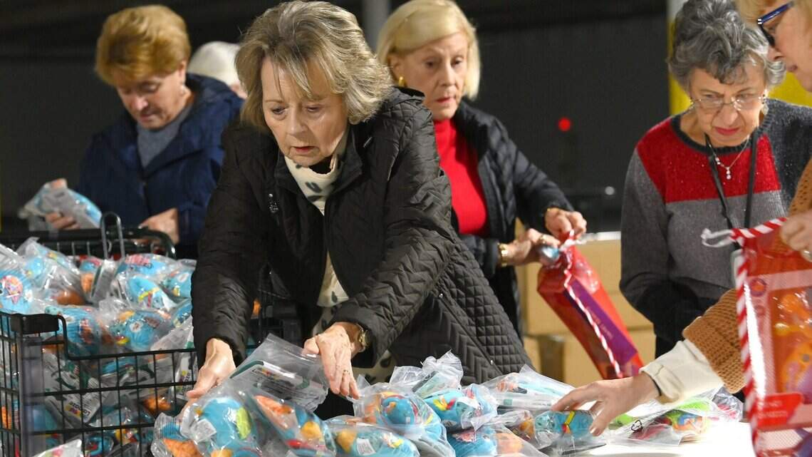 Observer Empty Stocking Fund aids Salvation Army gift program ...