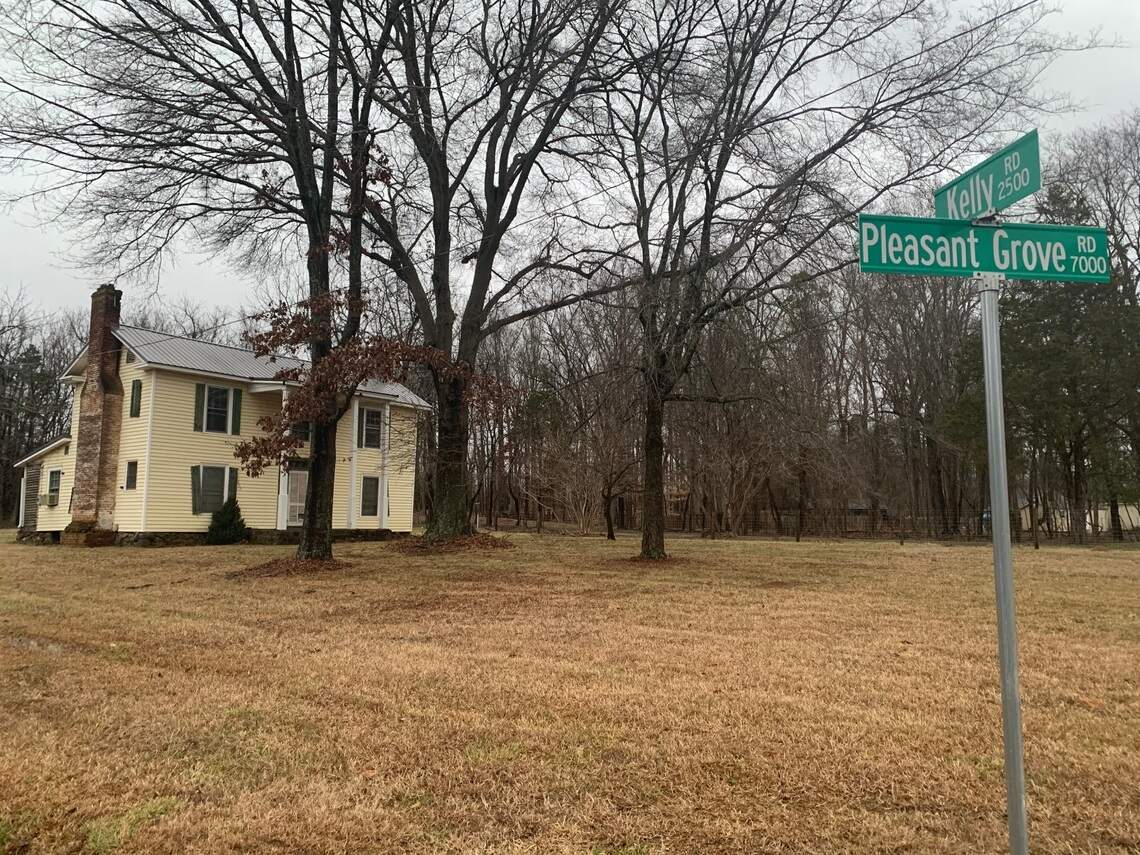 Neighbors fight landfill in Charlotte’s Oakdale | Charlotte Observer