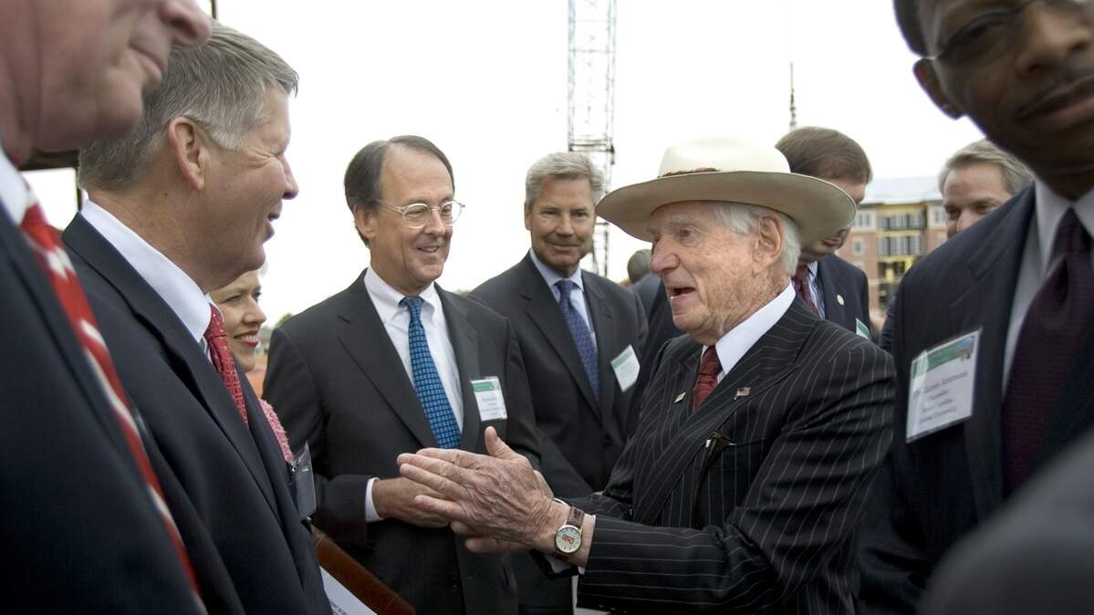 David Murdock, former Dole owner & NC icon, dies at 102 | Charlotte ...