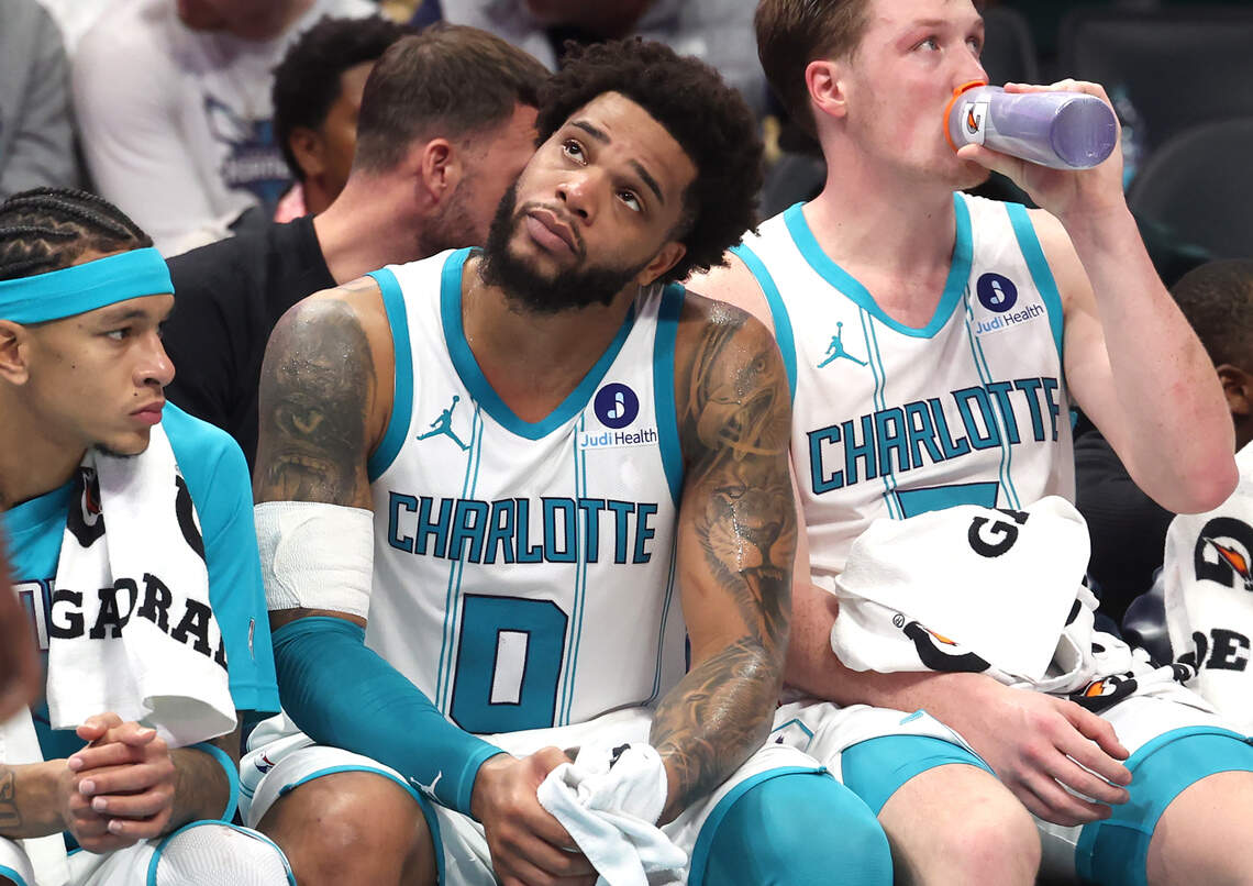 Hornets’ historic lineup can’t get going vs. Orlando | Charlotte Observer
