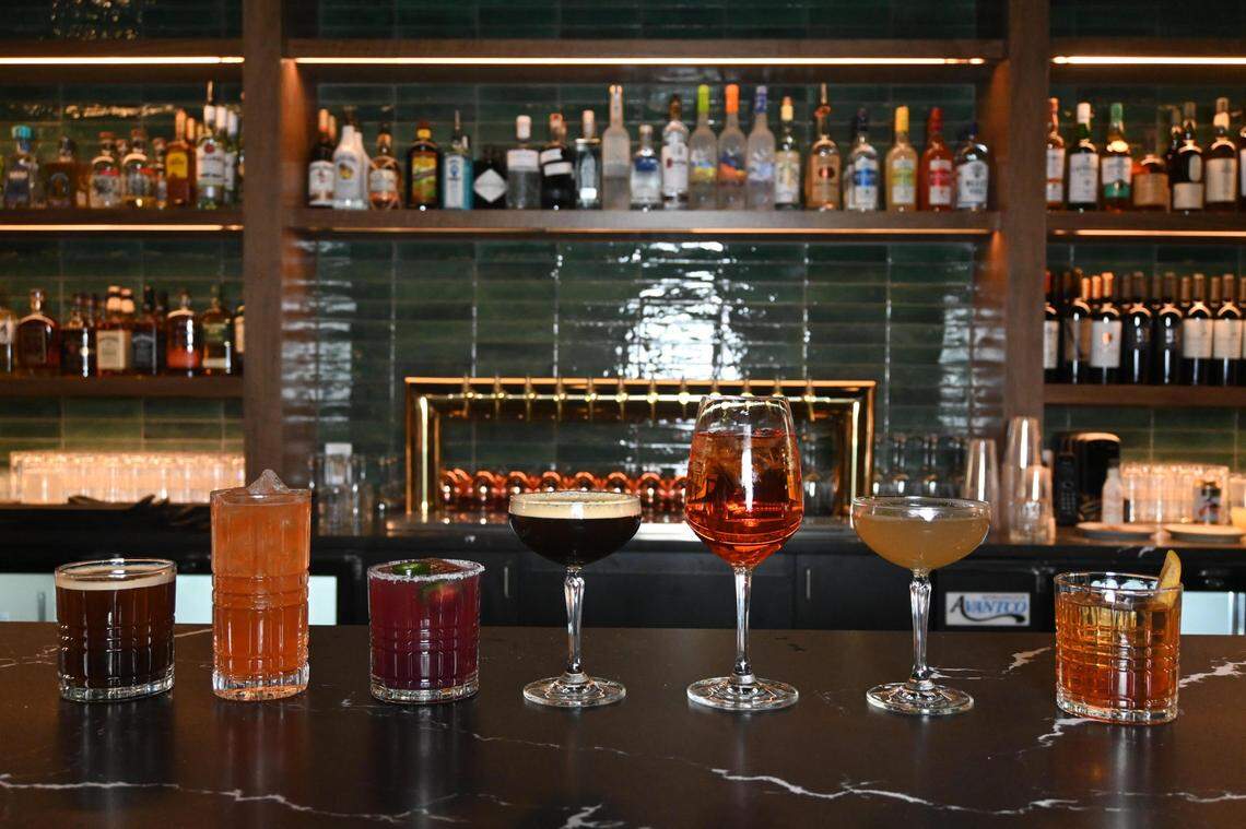 Club House Booze & Bites opens in Ballantyne in Charlotte | Charlotte ...