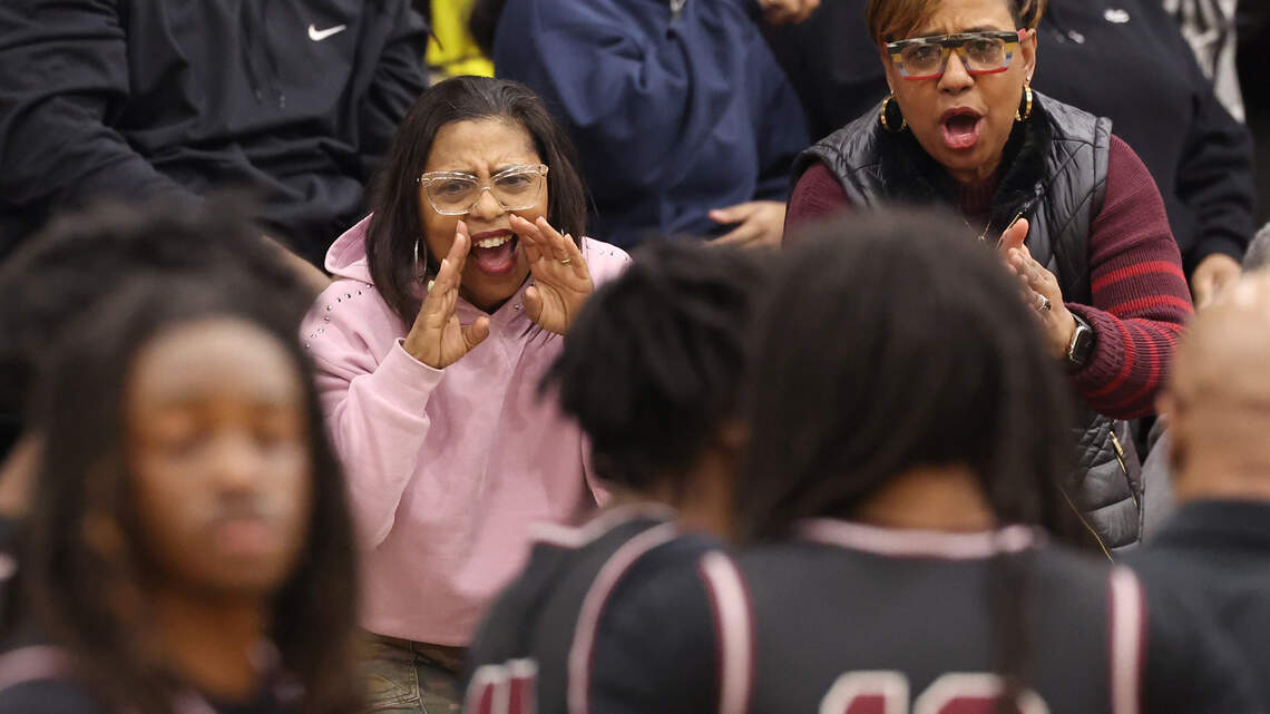 PHOTOS: West Meck boys upset No. 11 Myers Park | Charlotte Observer