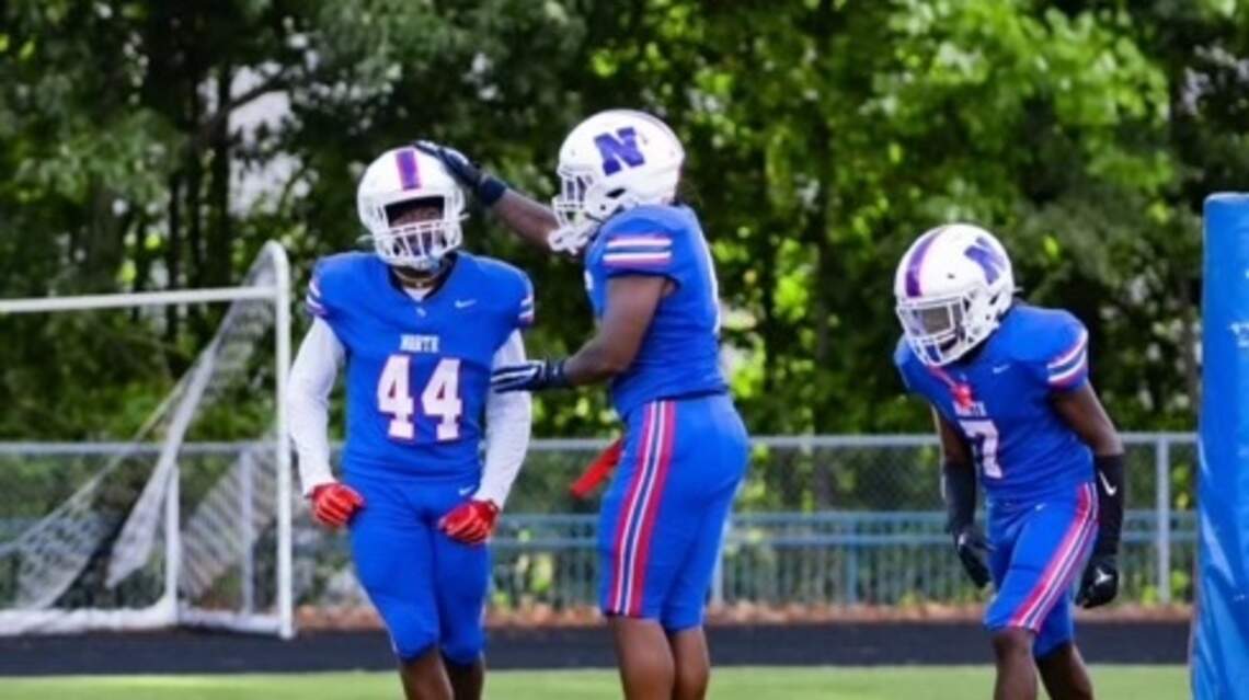 High school football: North Meck 14, Hopewell 6 | Charlotte Observer