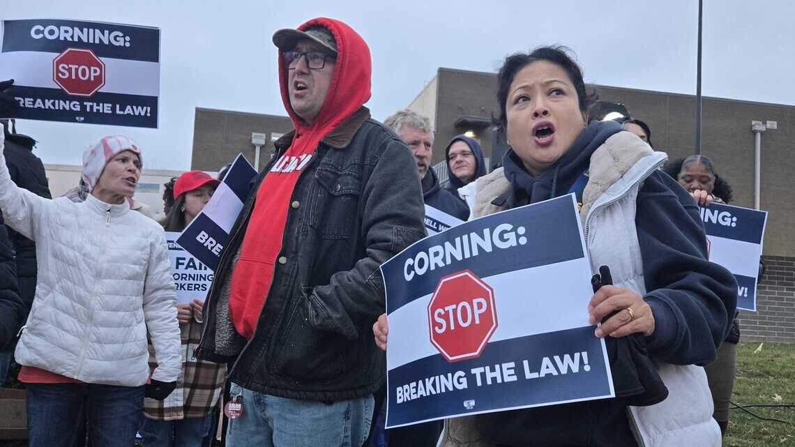Corning Optical workers at Charlotte rally support union | Charlotte ...