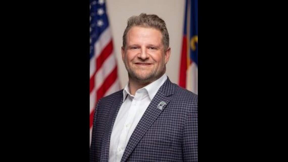 NAACP urges action over NC mayor's online conduct | Charlotte Observer