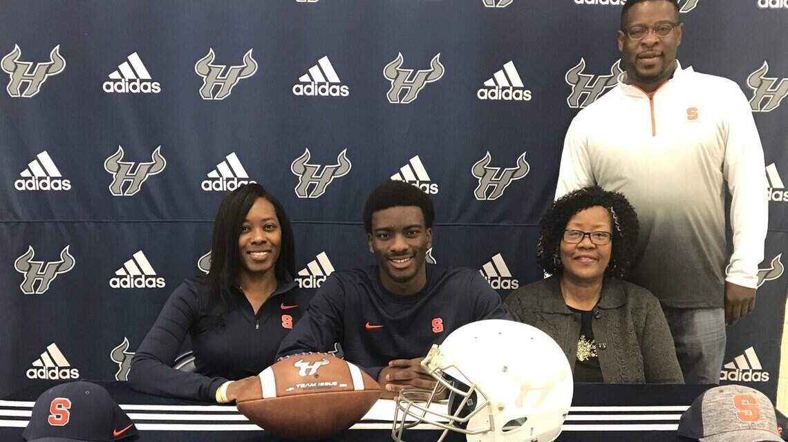 National Signing Day l local football recruits sign for college (Update ...