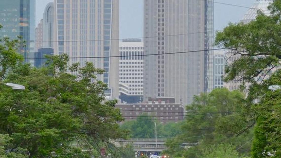 Charlotte traffic: Wrecks close parts of South and North Tryon ...
