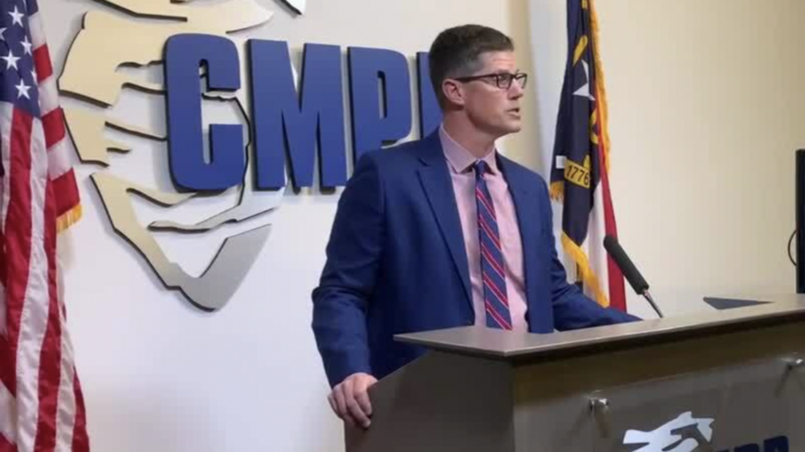CMPD arrests man for stealing badge, impersonating officer | Charlotte ...